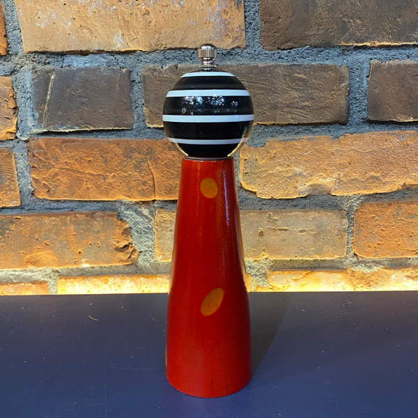 RAW Design: 8" Ball Top Grinder – HUBBUB